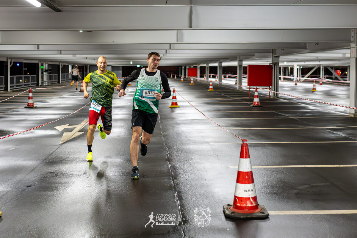Max Betsch dominiert beide Strecken beim P.C. Center Run - Laufsport im ...
